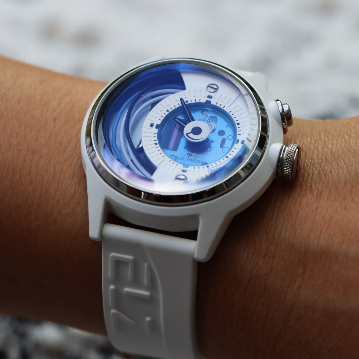 The Bionic Z - The first-ever women's timepiece from ELZ Lab – THE ...